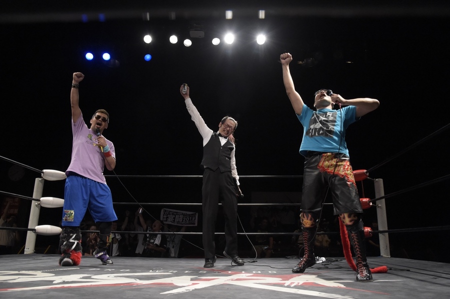 BASARA: «Basara 101» Minoru Fujita organiza su función | Superluchas