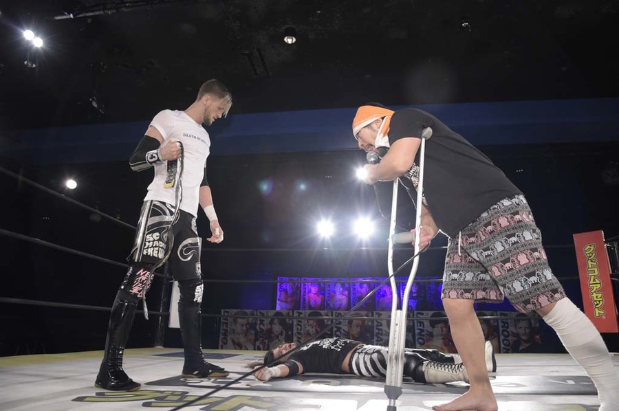 DDT: «DDT TV Show! #6» Tetsuya Endo defiende su título