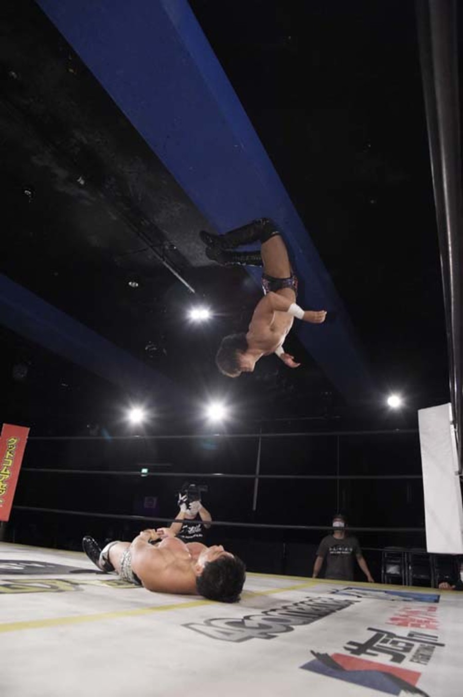 DDT: «DDT TV Show! #6» Tetsuya Endo defiende su título
