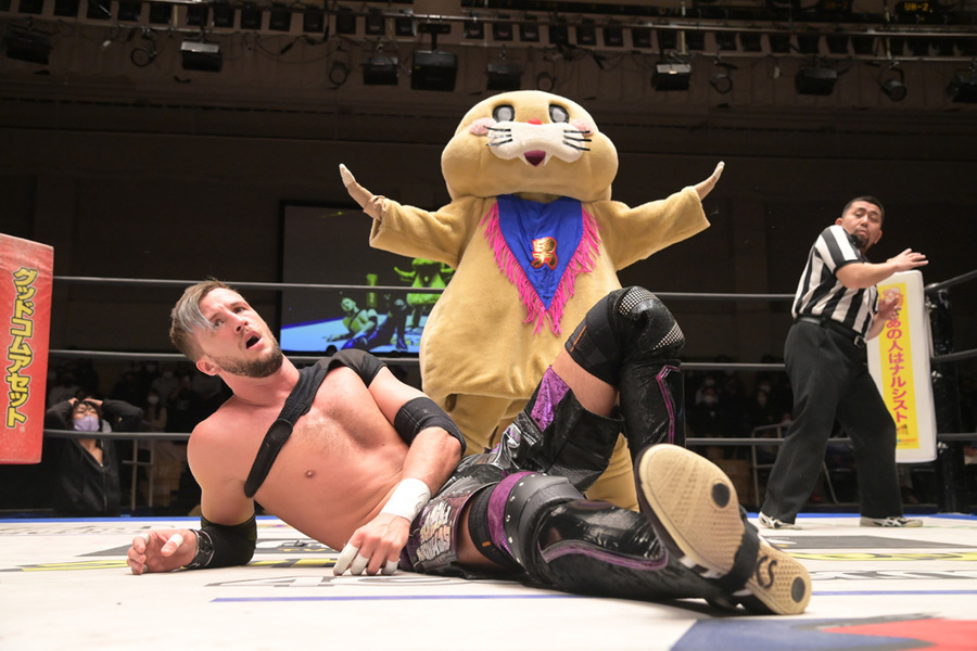 DDT: «25th Anniversary Opening Special!» Konosuke Takeshita sigue como ...