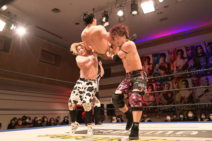 DDT: «Sweet Dreams! 2022» Minoru Fujita en pos de Daisuke Sasaki ...