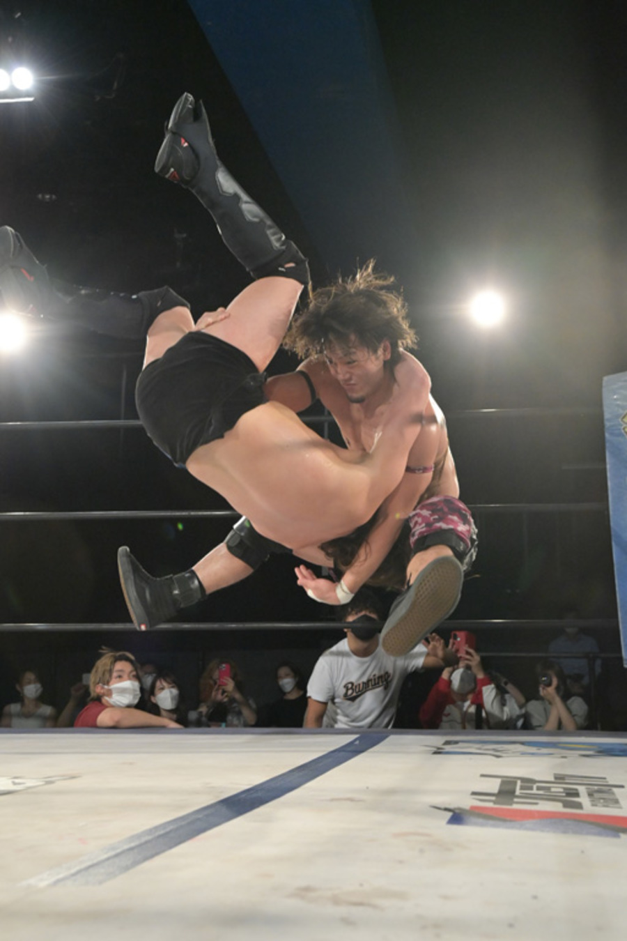 DDT: «Free - Let’s all be Loud!» Higuchi y Yoshimura unen fuerzas ...